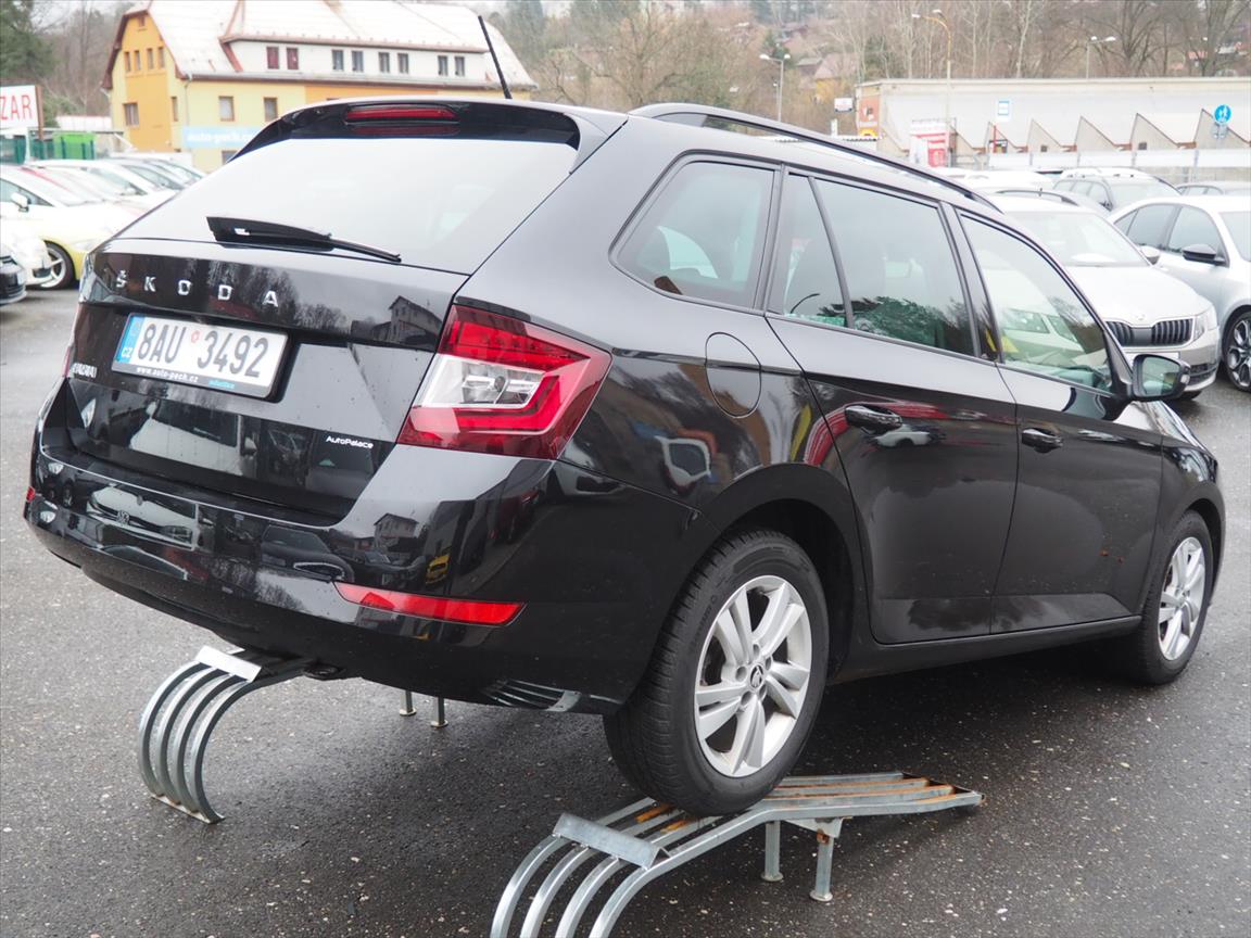 auto-pech.cz / 2021 Škoda Fabia hledá nového majitele
